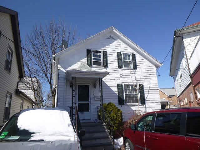 138 Commodore St, Providence, RI 02904 | Zillow