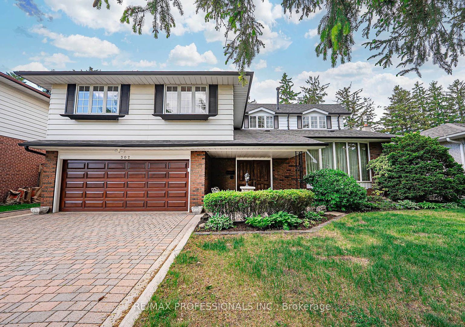 302 Lenel Ct, Mississauga, ON L5A 1R9 | MLS #W12180965 | Zillow