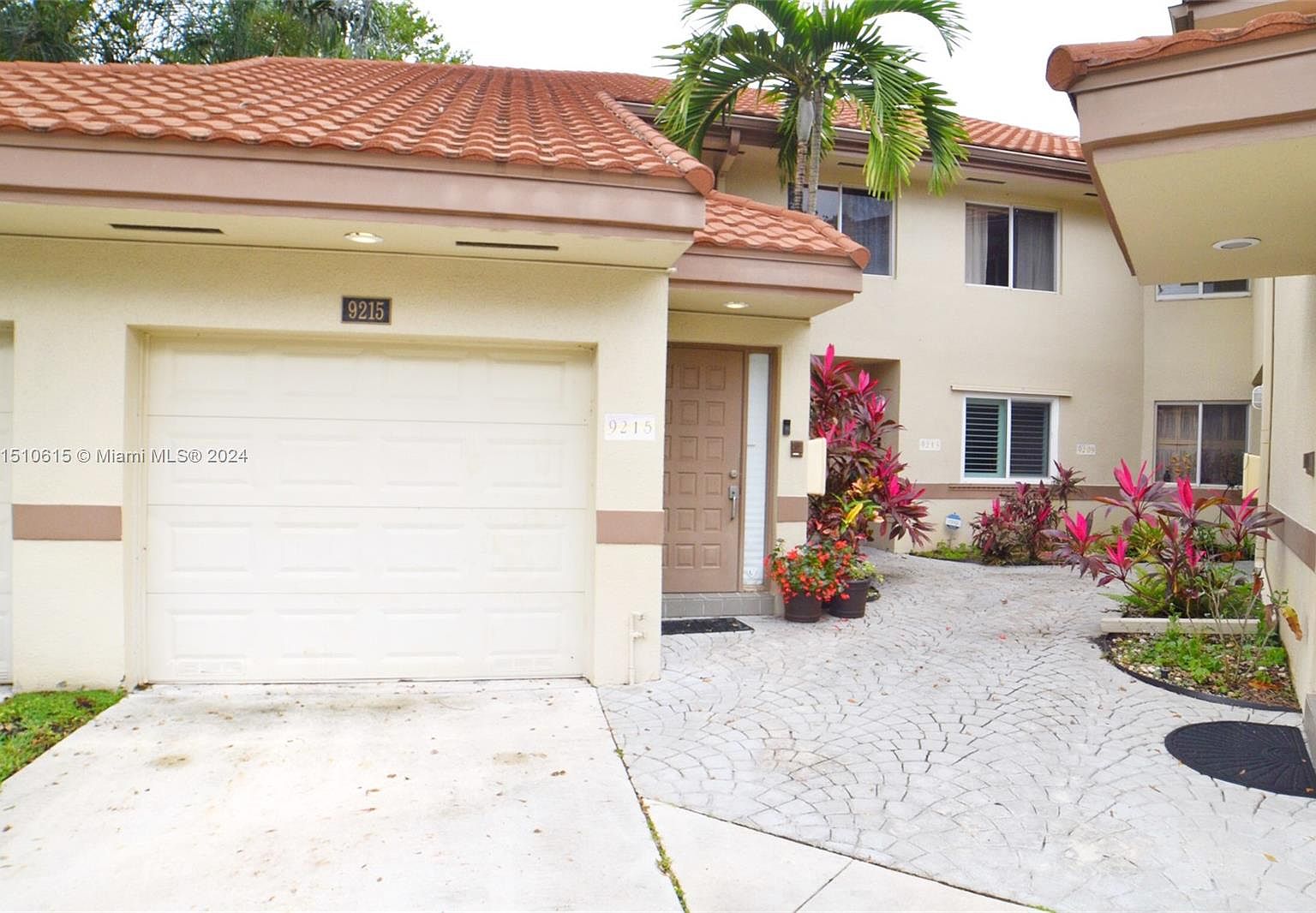 9215 NW 9th Pl, Plantation, FL 33324 | Zillow