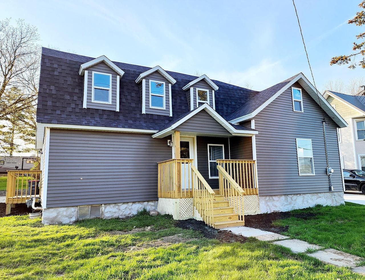 224 South Main STREET, Reeseville, WI 53579 | Zillow