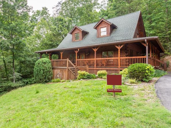 Smoky Mountain Cabin 37862 Real Estate 9 Homes For Sale Zillow