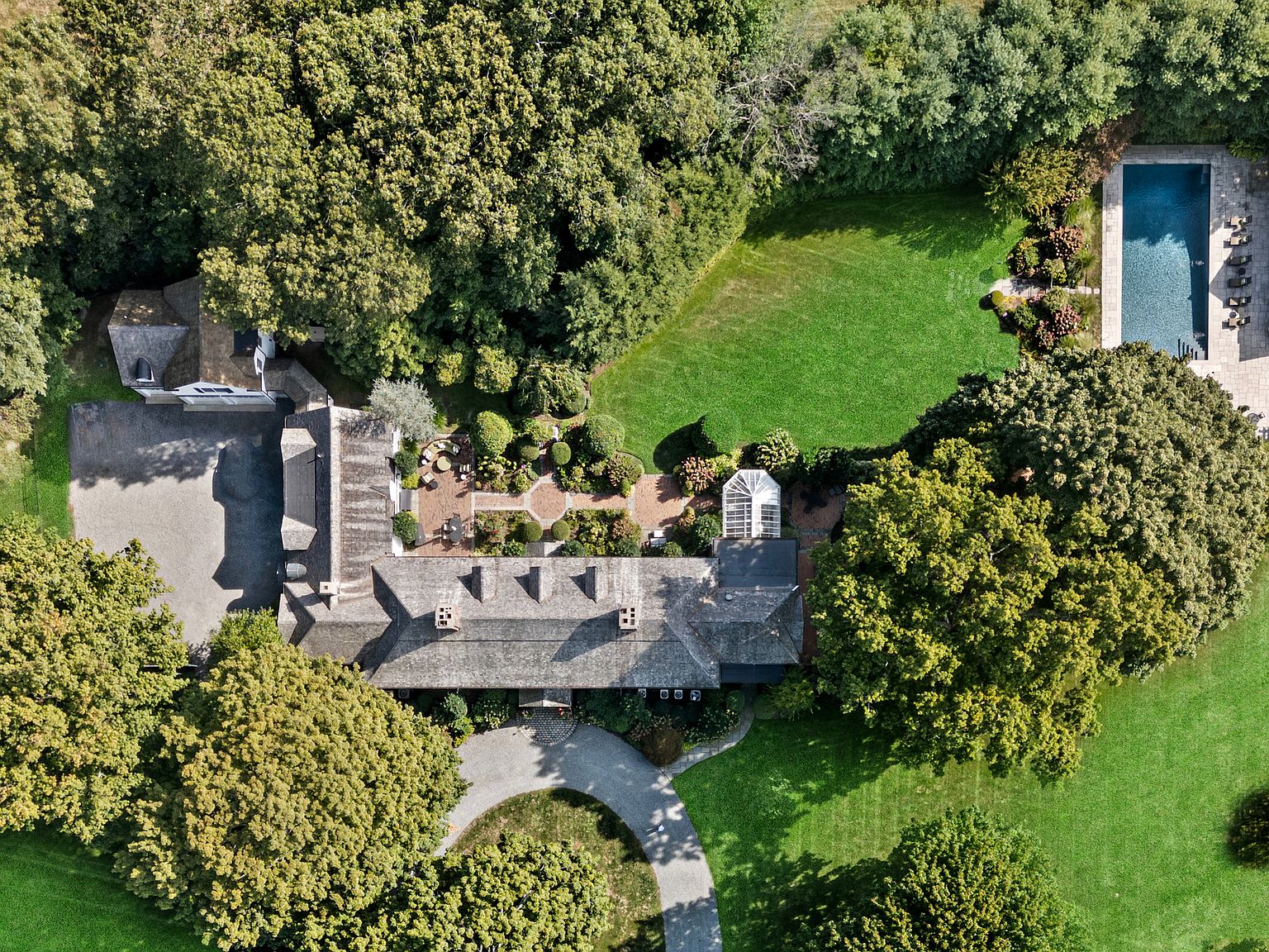 36 Chestnut Hill Rd, Wilton, CT 06897 | MLS #24045609 | Zillow