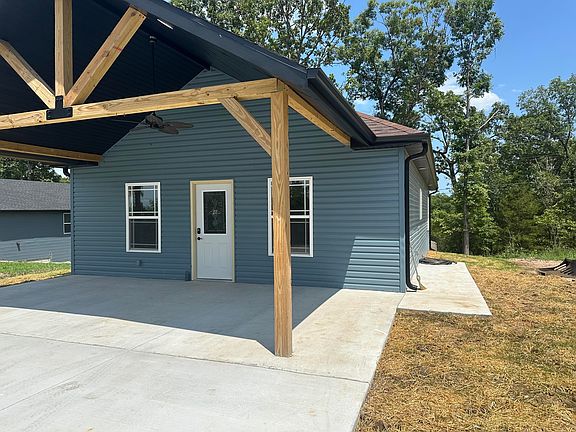 7029 Cliff Drive, Merriam Woods Village, MO 65740 | MLS #60266225 | Zillow