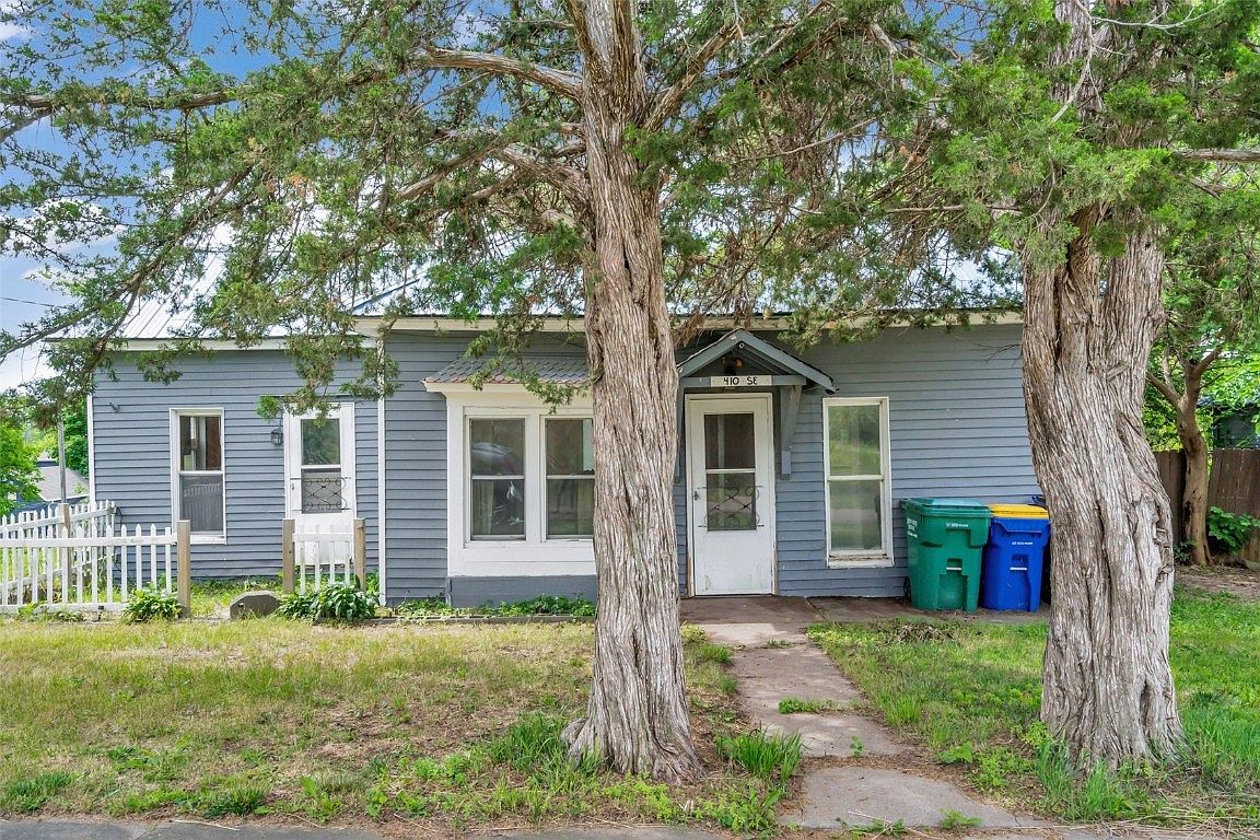 410 Main St SW, Shellsburg, IA 52332 | MLS #2404551 | Zillow
