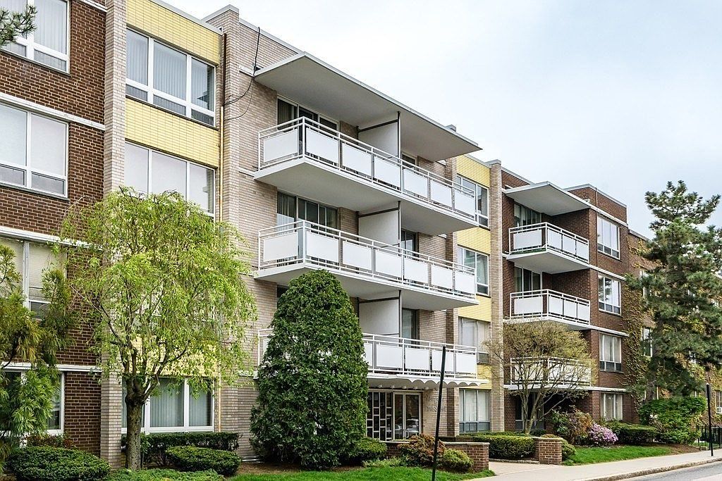 41 Park St APT 109, Brookline, MA 02446 | Zillow
