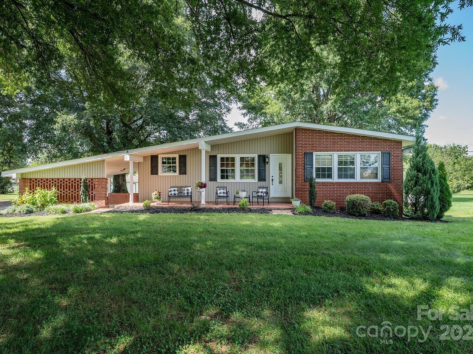 1691 Cat Square Rd, Vale, NC 28168 | Zillow