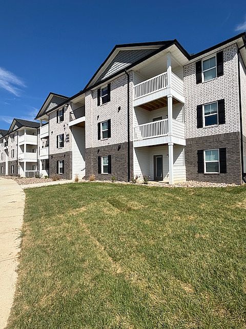 1000 Flats At Twenty La Grange Ky 40031 Zillow