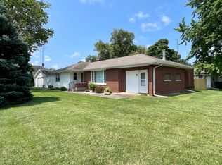 2958 N 1100 East Rd, Clifton, IL 60927 | MLS #12035564 | Zillow