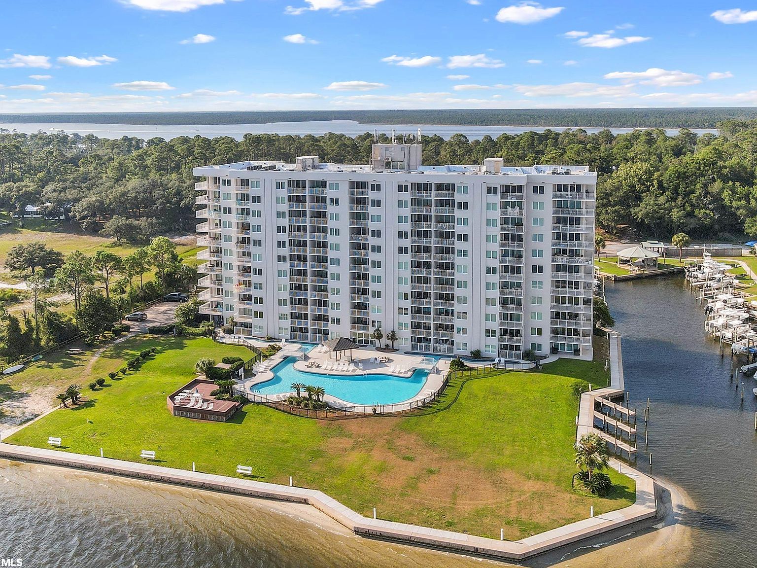 4610 White Ave APT 906, Orange Beach, AL 36561 | Zillow
