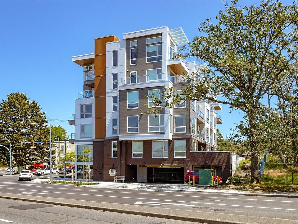 1301 Hillside Ave Victoria BC | Zillow