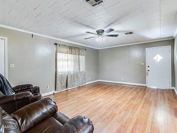 1643 Prairie Ronde Hwy, Opelousas, LA 70570 | Zillow