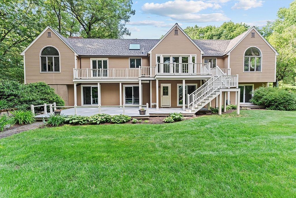 395-395B Ipswich Rd, Boxford, MA 01921 | MLS #73258304 | Zillow