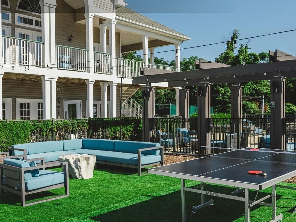 Highlands Nanuet - 100 Avalon Gardens Dr Nanuet NY | Zillow