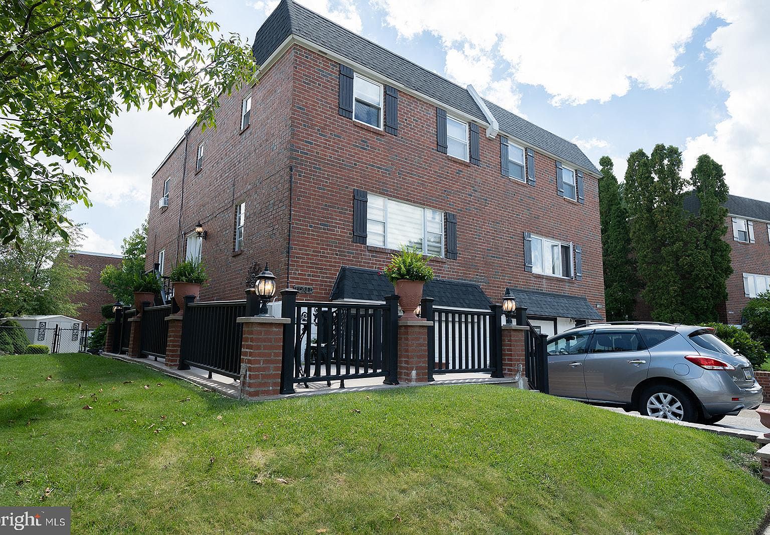 11207 Halstead St, Philadelphia, PA 19116 | Zillow
