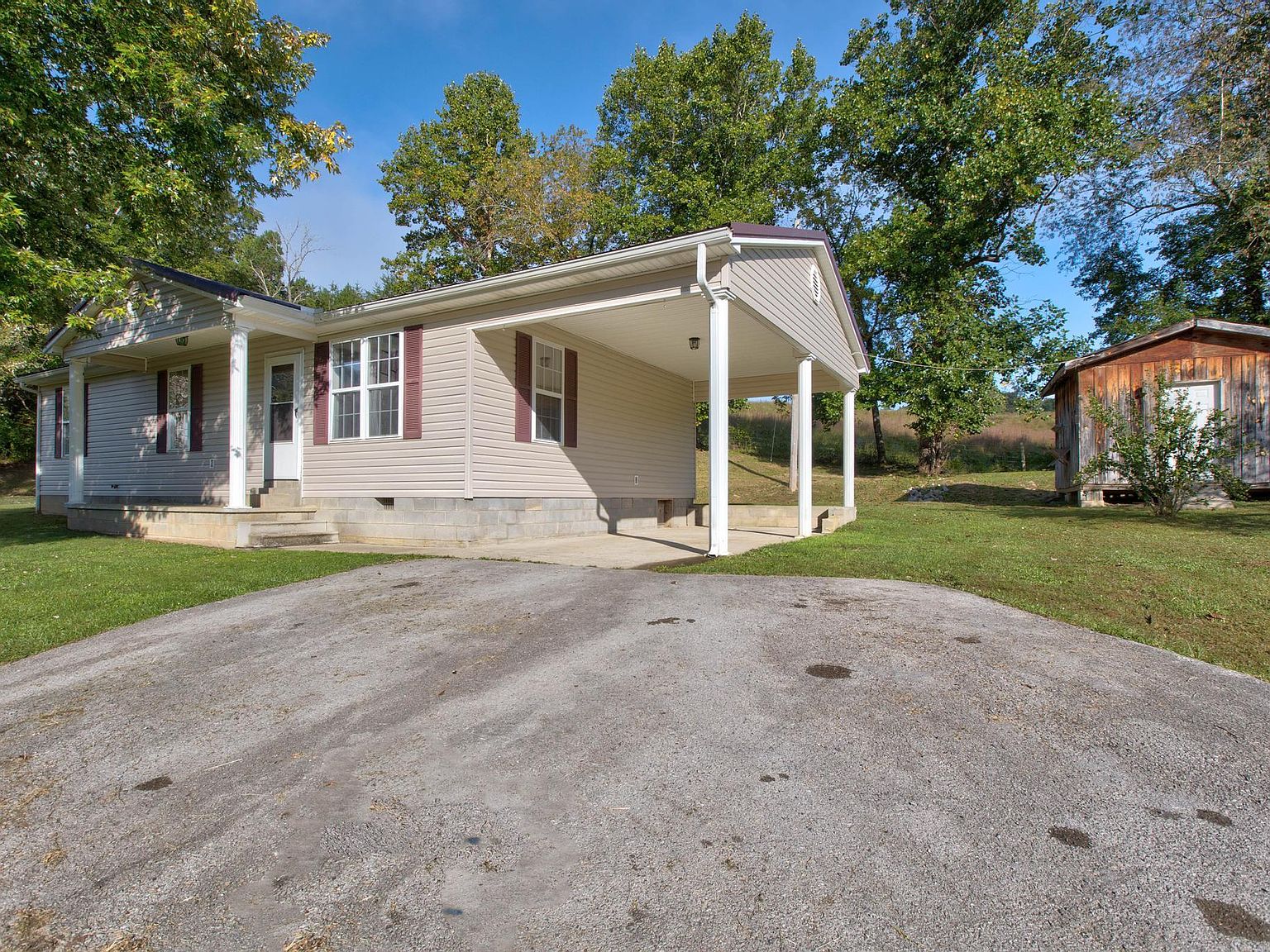 867 Chadwell Rd, Booneville, KY 41314 | Zillow