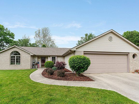2104 Shady Ln, Garrett, IN 46738 | Zillow