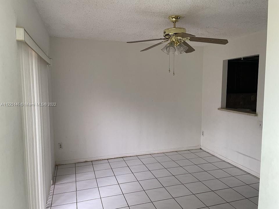 6824 SW 114th Pl APT H, Miami, FL 33173 | Zillow