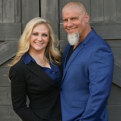 Mike and Lilly Johnson - Real Estate Agent in Glendale, AZ - Reviews ...