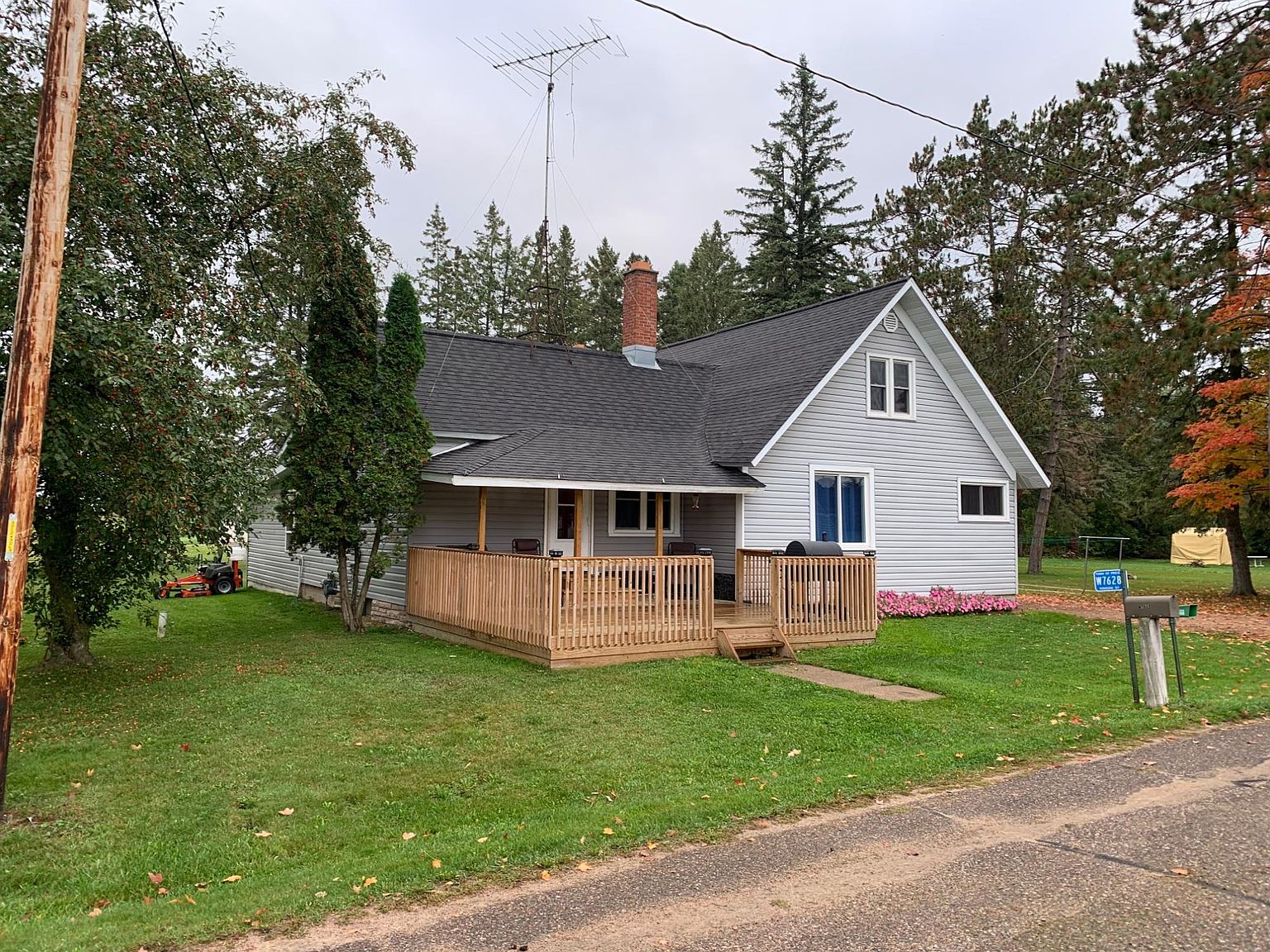 W7628 Vinson St, Bryant, WI 54418 | Zillow