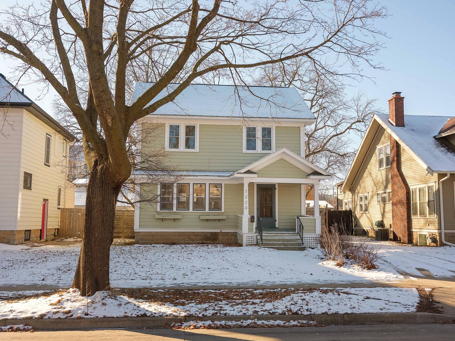 1220 Center St W, Rochester, MN 55902 | Zillow