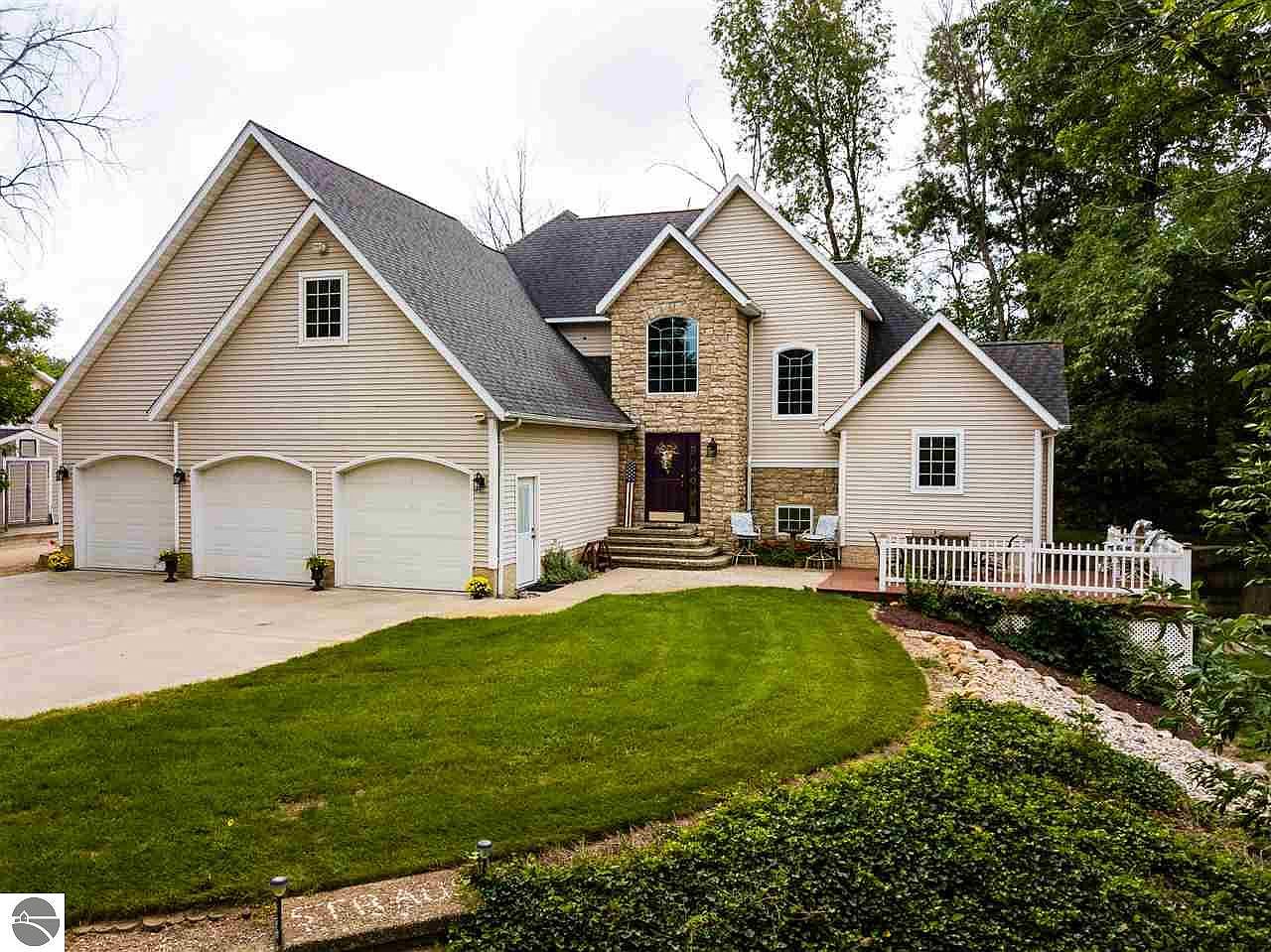 4889 W Jordan Rd, Weidman, MI 48893 | Zillow