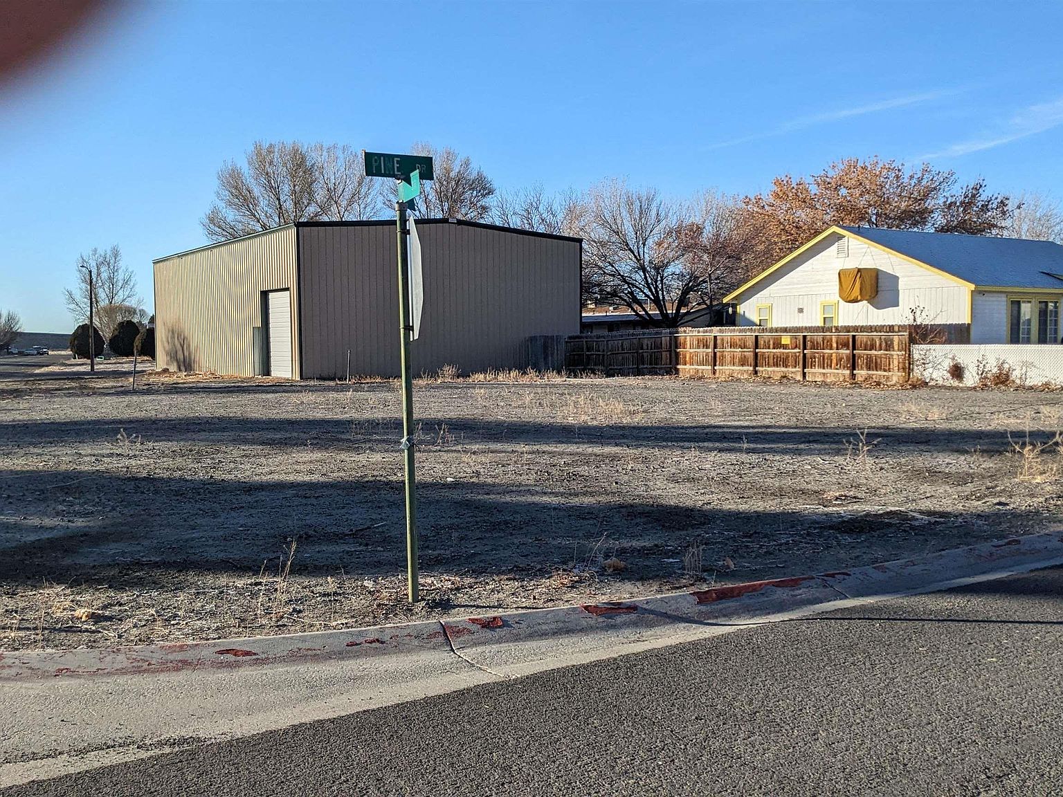 165 Oak Cir #8, Lovelock, NV 89419 | MLS #250000369 | Zillow