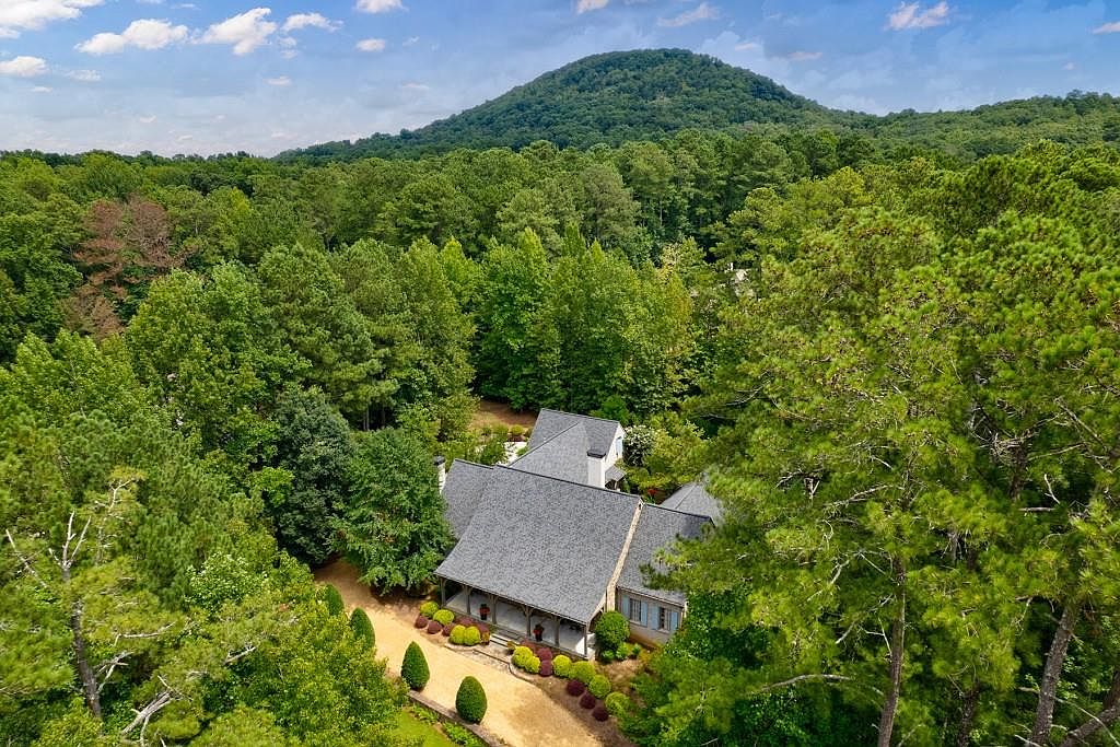 554 E New Salem Cmn NW, Marietta, GA 30064 | Zillow