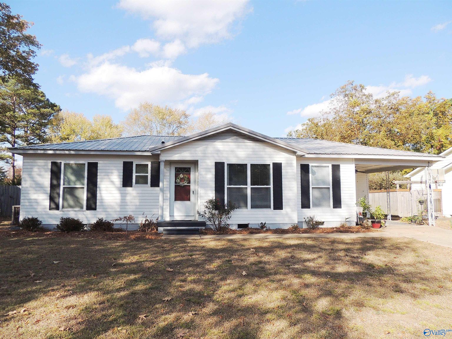 2310 12th St SE, Decatur, AL 35601 | Zillow