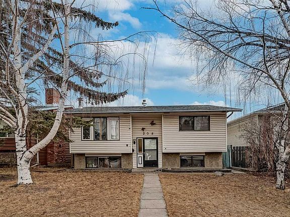 208 W Temple Close NE, Calgary, AB T1Y 3B6 | MLS #A2203278 | Zillow