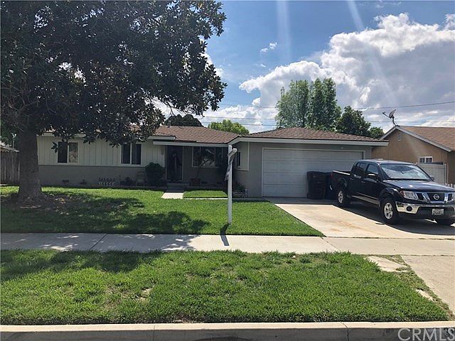 3862 Lofton Pl, Riverside, CA 92501 | Zillow