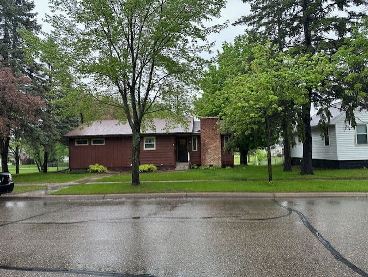 416 8th St NE, Staples, MN 56479 | Zillow