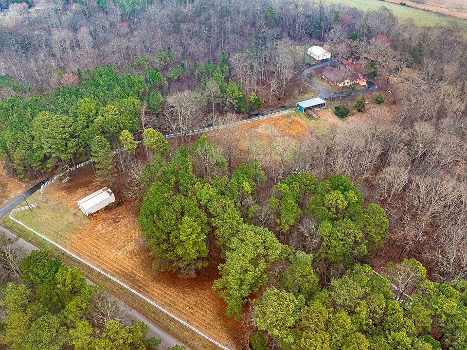 60 Yellow Springs Rd, Holladay, TN 38341 | Zillow