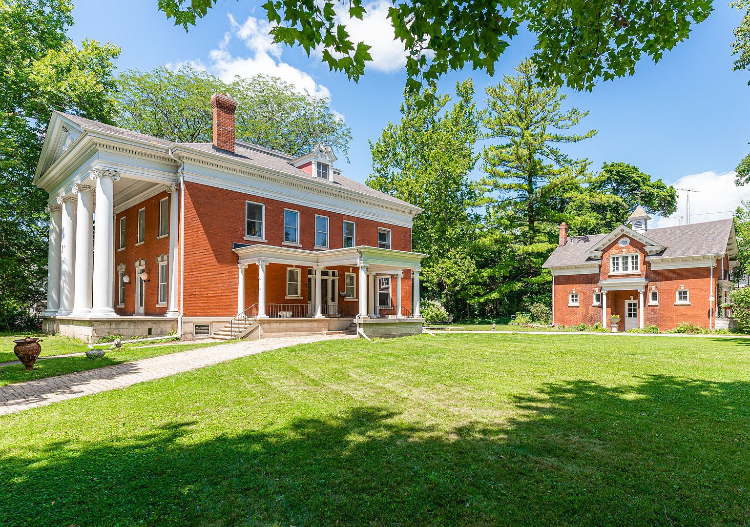 411 College Ave, Dekalb, IL 60115 | Zillow