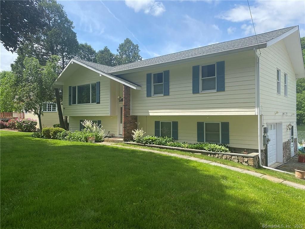 17 Pinewood Shrs, Sherman, CT 06784 | Zillow