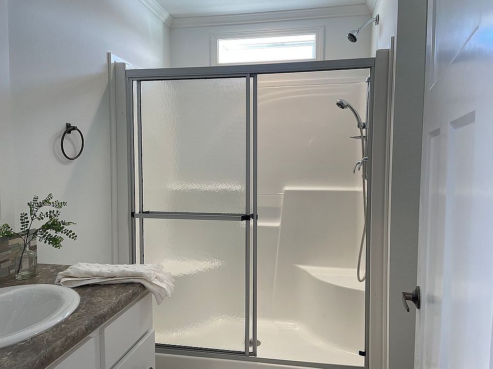 9602 Bishop Dr UNIT 39, West Des Moines, IA 50266 | Zillow