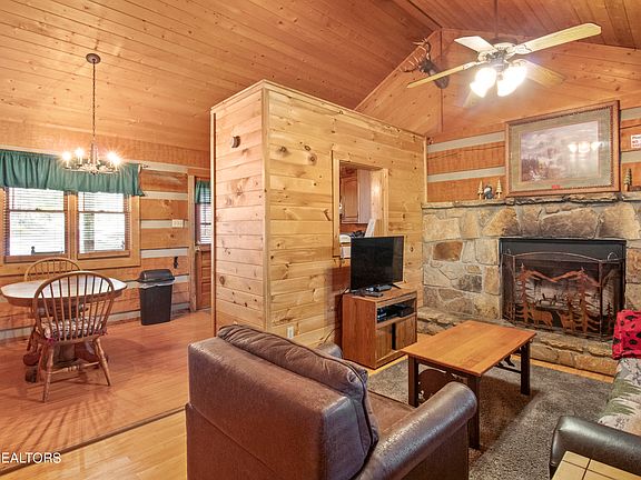 2339 Hidden Mountain Rd, Pigeon Forge, TN 37876 | MLS #1259573 | Zillow