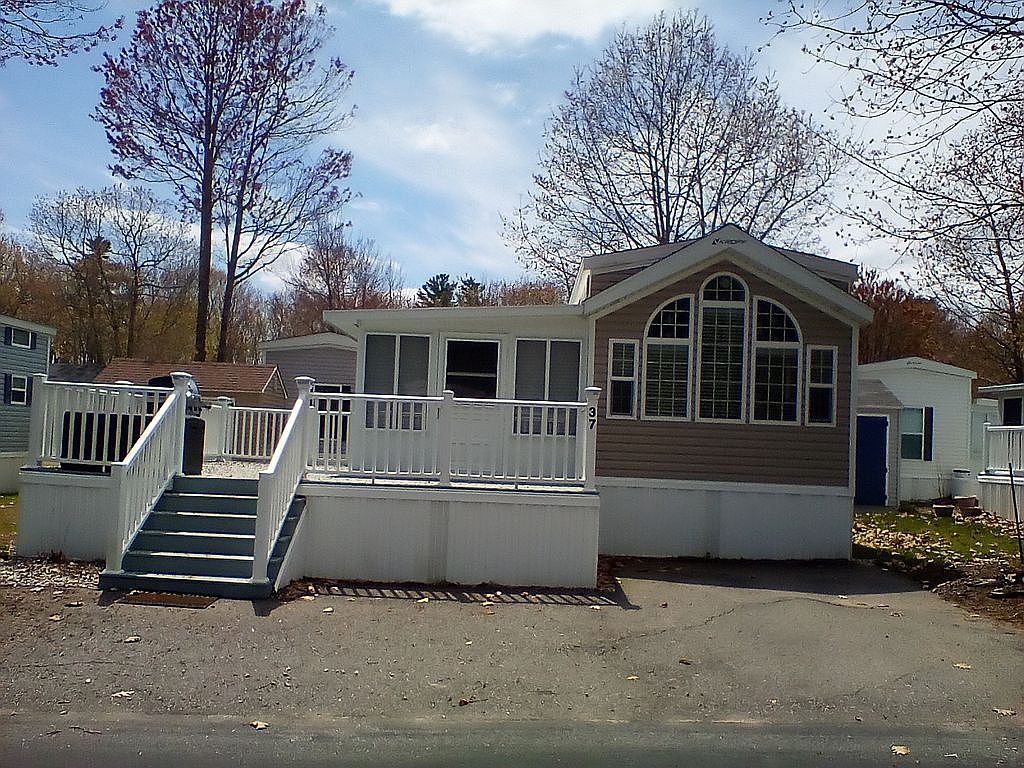 1 Seacoast Lane Off Ross Rd #37, Old Orchard Beach, ME 04064 | Zillow
