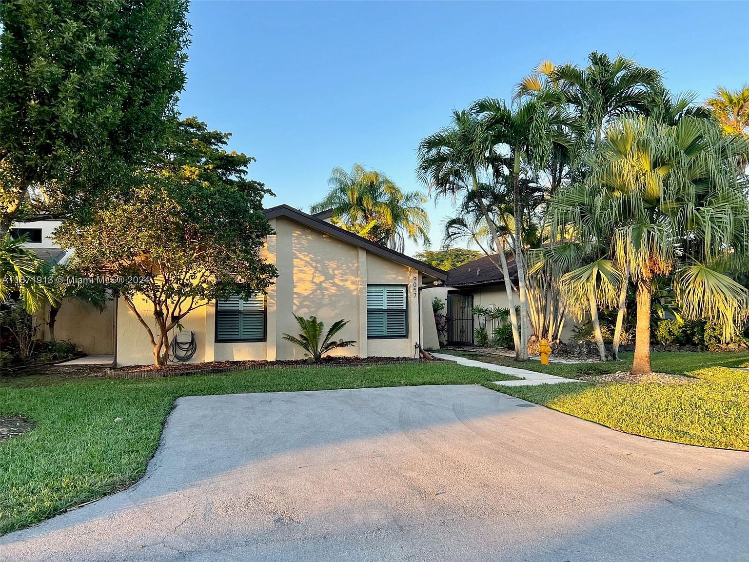 9057 SW 129th Ln, Miami, FL 33176 | Zillow