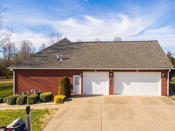10 Stacey Ln, Benton, KY 42025 | Zillow