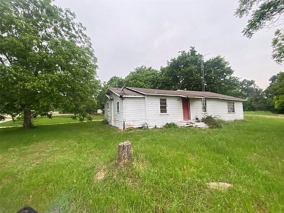 300 S Texas St, Emory, TX 75440 | MLS #20929266 | Zillow