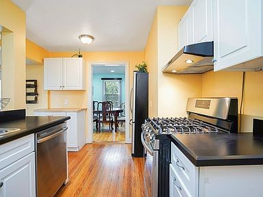 105 Lancaster St, Springfield, MA 01118 | Zillow