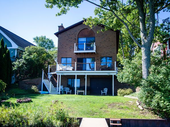 Bostwick Lake - Rockford MI Real Estate - 7 Homes For Sale | Zillow Bostwick Lake - Rockford MI Real Estate - 7 Homes For Sale | Zillow