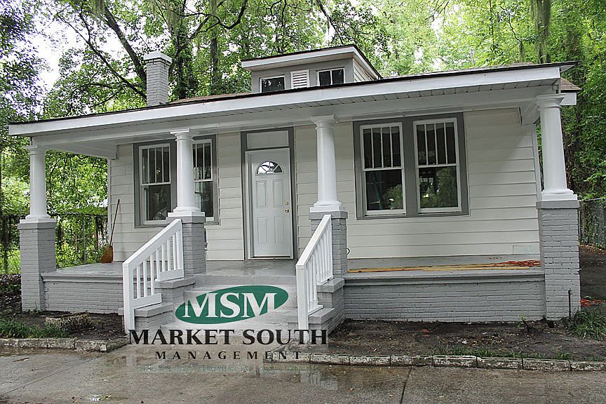 706 E 37th St Savannah Ga 31401 Zillow