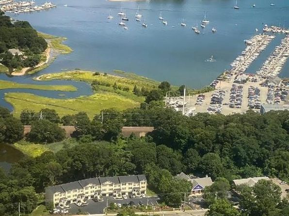 Warwick Real Estate - Warwick RI Homes For Sale | Zillow