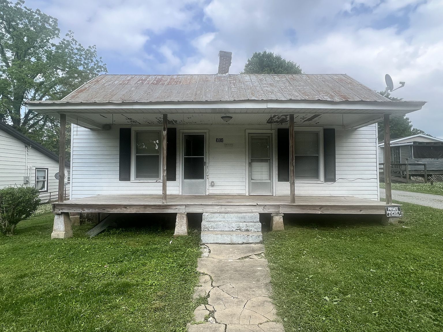 818 N Brown St, Springfield, TN 37172 | Zillow