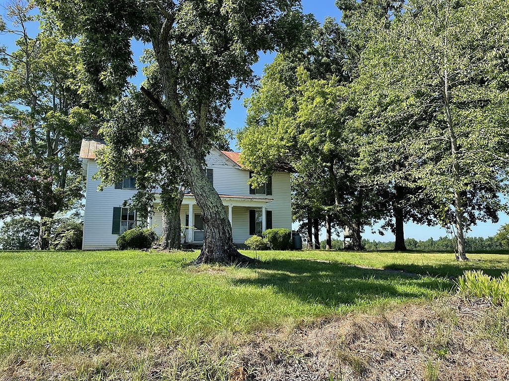 2498 Darlington Heights Rd, Cullen, VA 23934 | Zillow