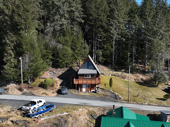 204 1st Ave, Wrangell, AK 99929 | MLS #23-2905 | Zillow