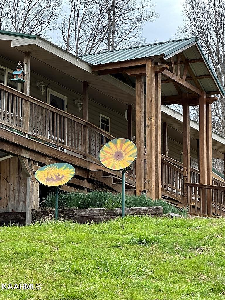 3233 Vardy Blackwater, Sneedville, TN 37869 | Zillow
