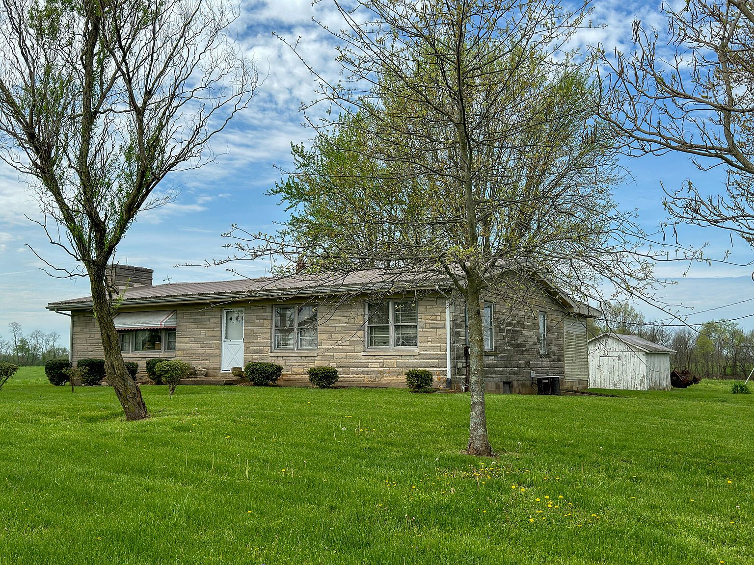 1319 Hannah Rd, Shelbyville, KY 40065 | MLS #24007712 | Zillow