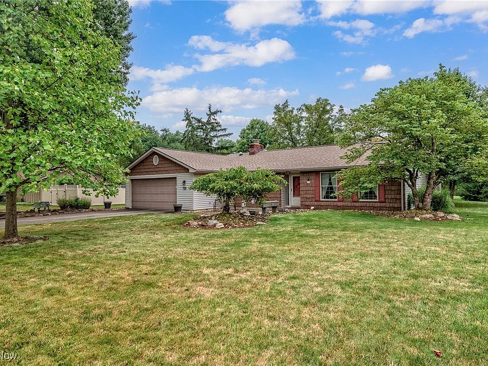 15229 High Point Rd, Strongsville, OH 44136 | Zillow